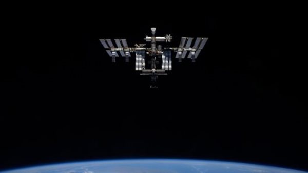 The discovery of a planet containing the elements of life 100 light ...